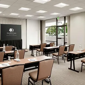 Doubletree By Hilton Los Angeles Downtown: 4 star Hotel with a Minimum ...